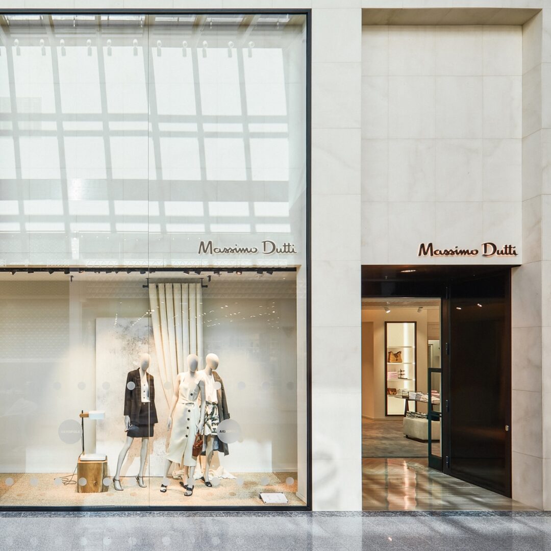 MASSIMO DUTTI - Akropole Riga